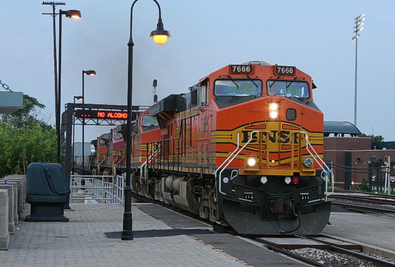 BNSF 7666